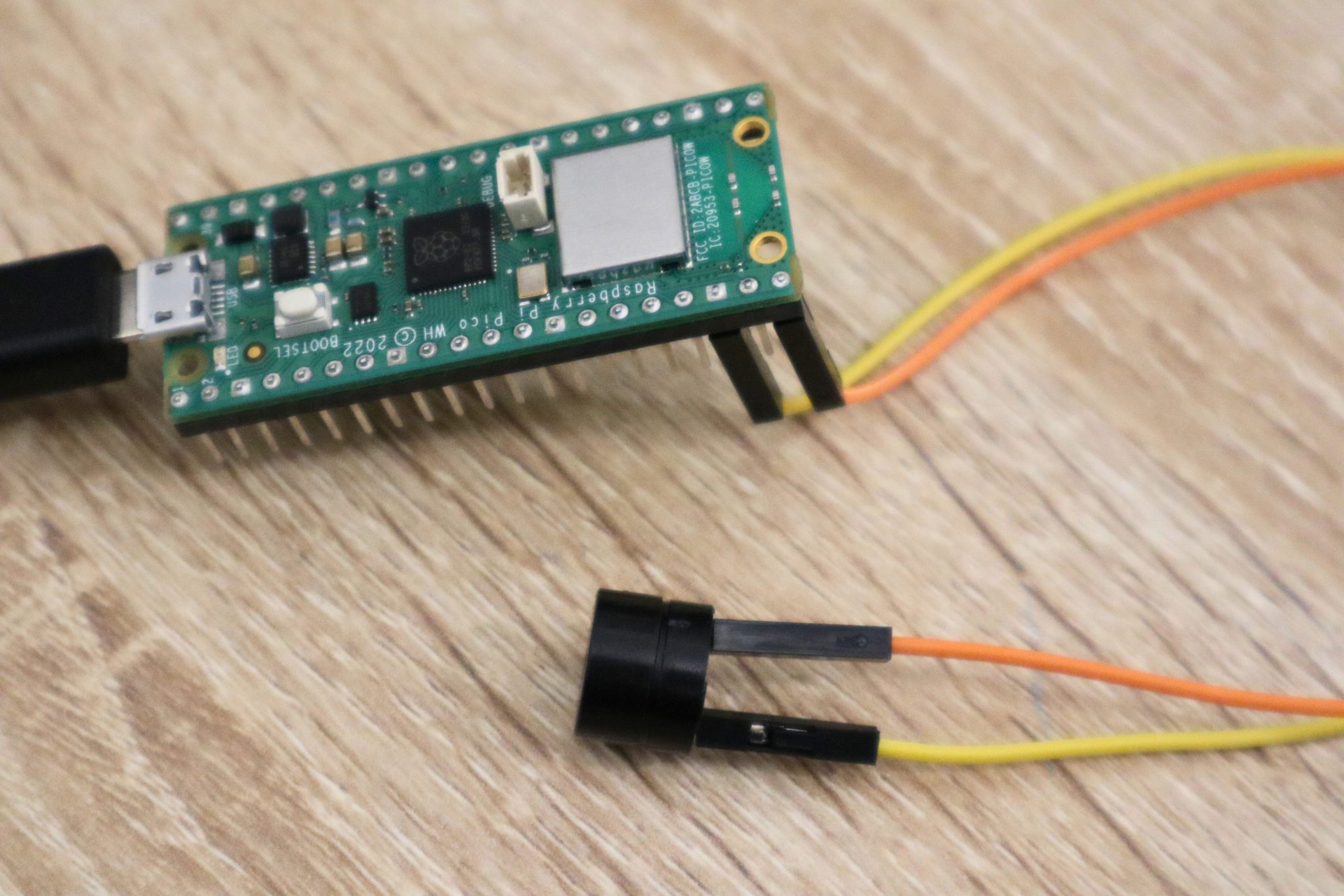 Aktiver Buzzer mit dem Raspberry Pi Pico